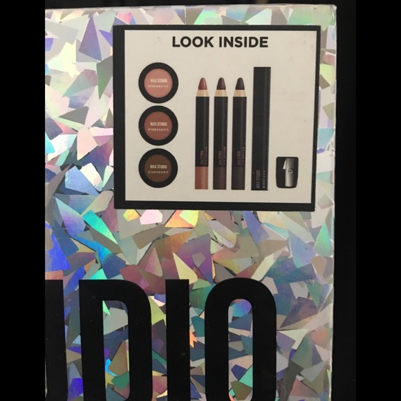 Max Studio | Makeup | Max Studio Shimmer Metallic Eye Collection Set ...